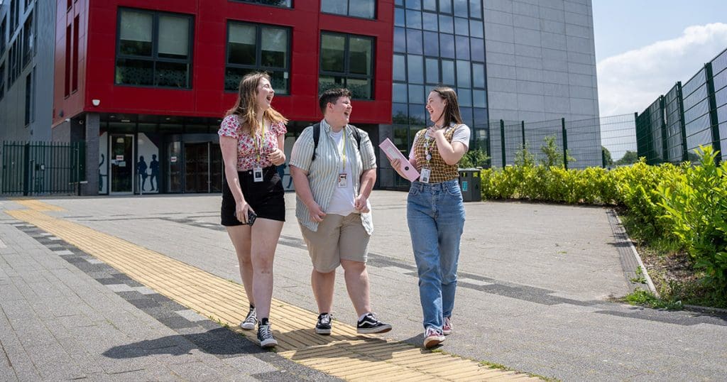BTEC First Diploma in Applied Science Level 2 - Coleg Gwent